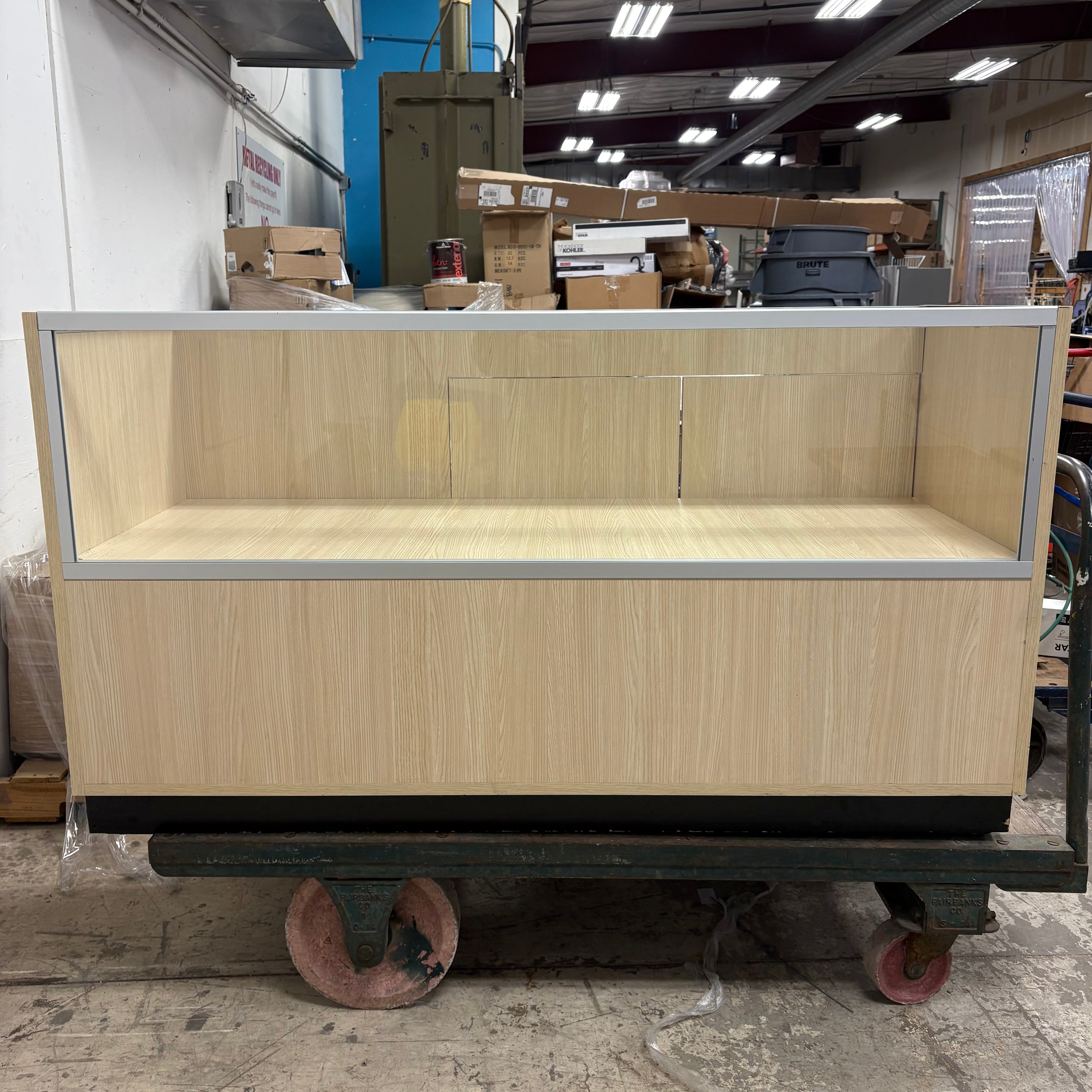 60" Retail Display Counter – GDM Habitat for Humanity ReStore