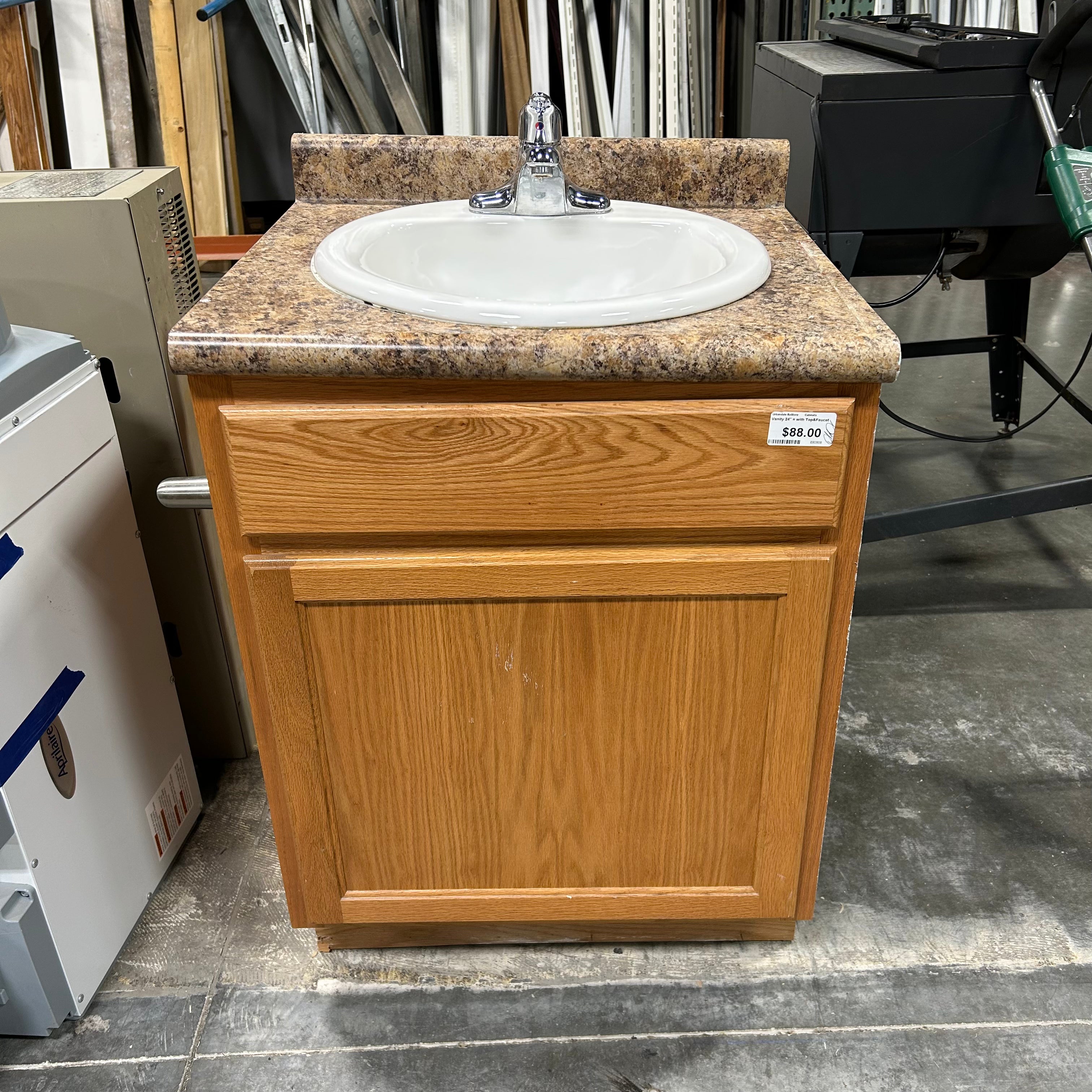24" Vanity Set – GDM Habitat for Humanity ReStore